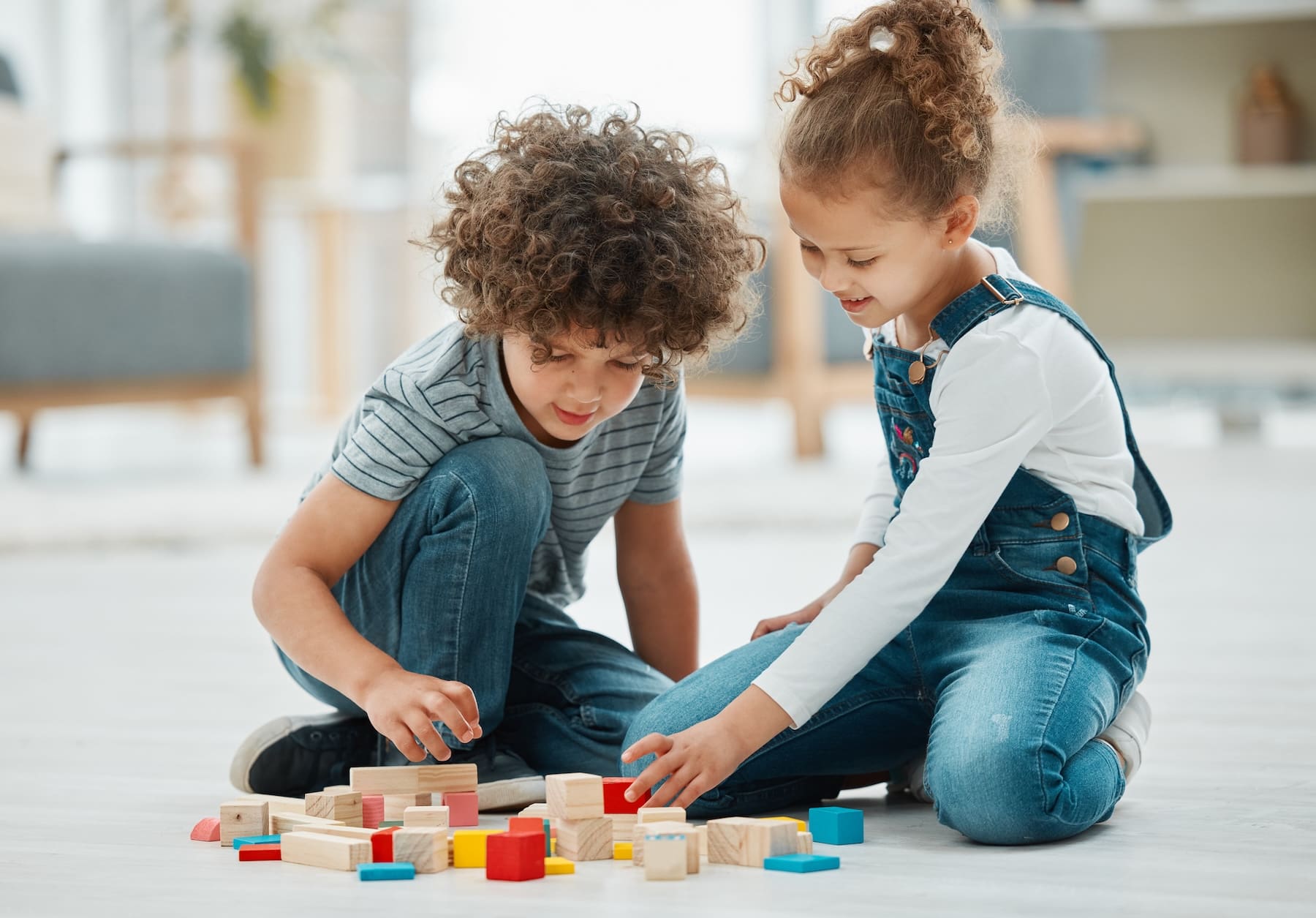 How to Encourage Play and Social Interaction in Kids with Autism | PAC