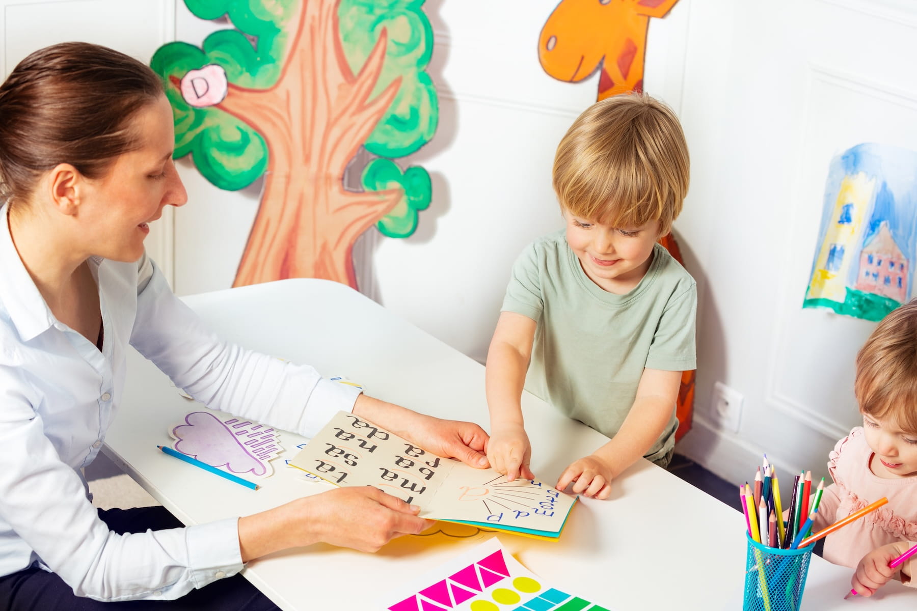 Understanding the Role of ABA Therapy in Early Autism Treatment - Phoenix Autism Center